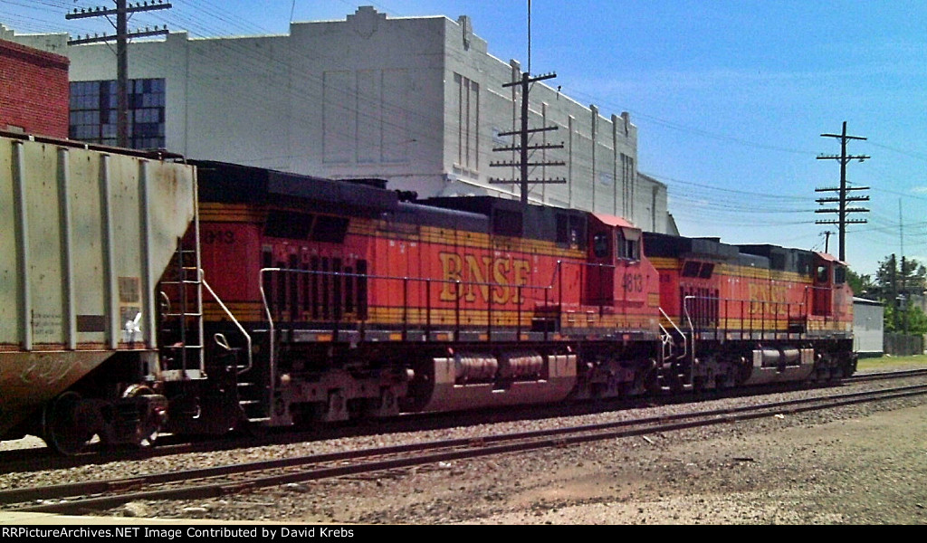 BNSF 4813